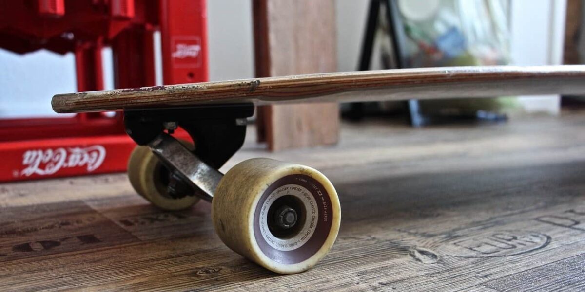 How to choose a cheap longboard - and not regret it