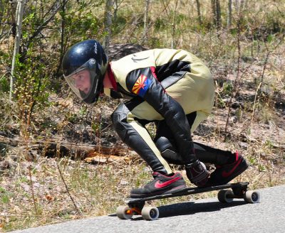 What is longboard stance ? An overview of riding postures